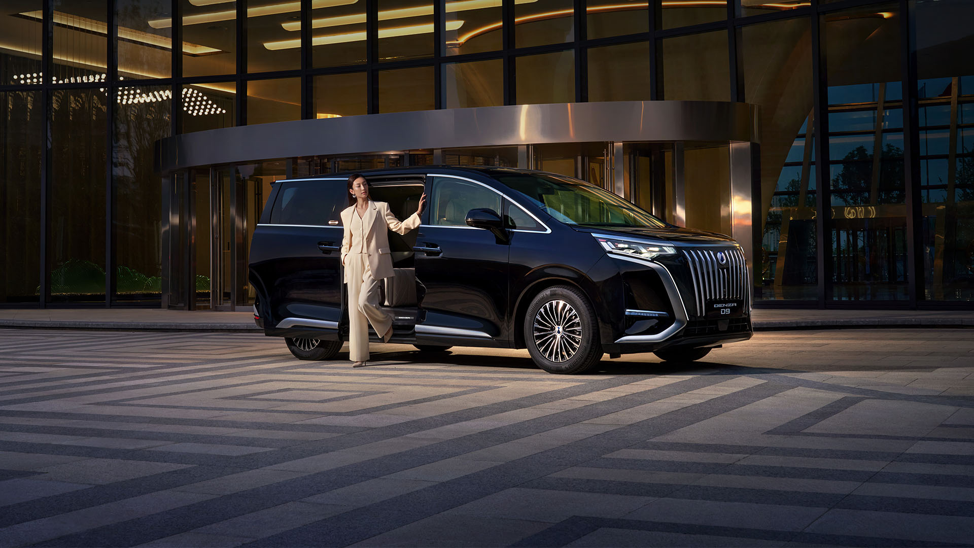 DENZA | Rêver Automotive